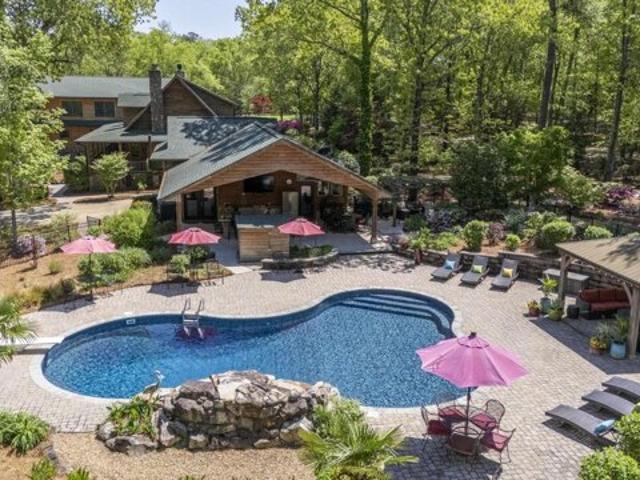 Beaver Creek Rd, Swansea, Home For Sale