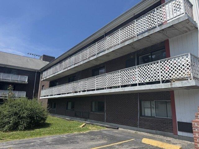 Beaver St Apt,framingham, Condo For Sale