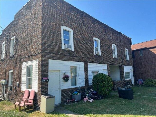 Beaver Rd, Ambridge, Home For Sale