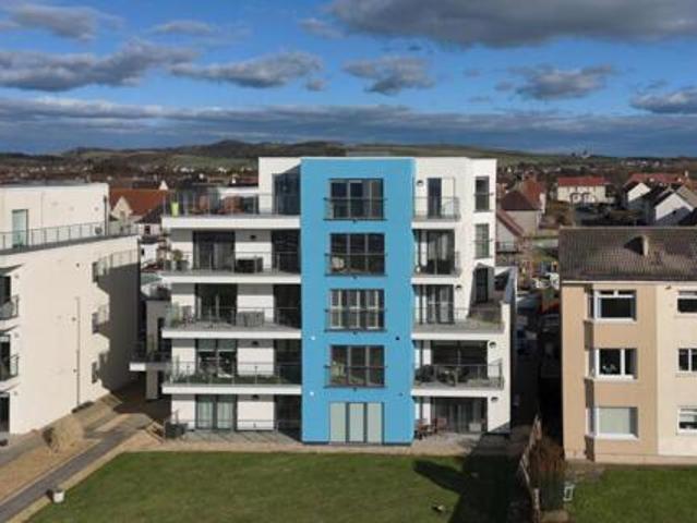 Beach View, Apt,beach Road, 2 Bedroom Flat