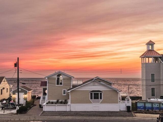 Beach Ave, Cape May Court House, Home For Sale