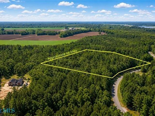 Beach Blvd, King, VA 23091