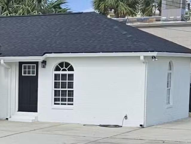 Beach Bungalow All Utilities Included 16817 Lisbon Ave