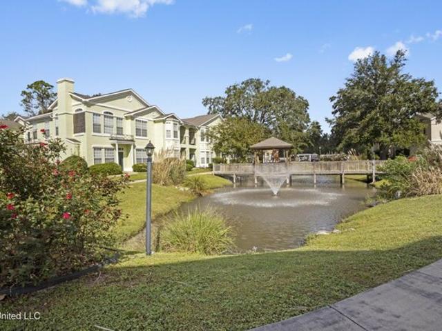 Beach Dr Apt,gulfport, Condo For Sale