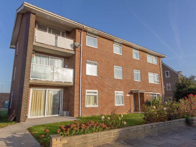 Beach Green, Pebble Lodge BN43, 1 bed flat to rent, £1,150 pcm | PrimeLocation