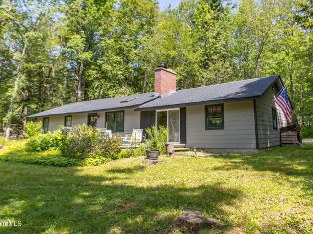 Beach Rd, Becket, Home For Sale