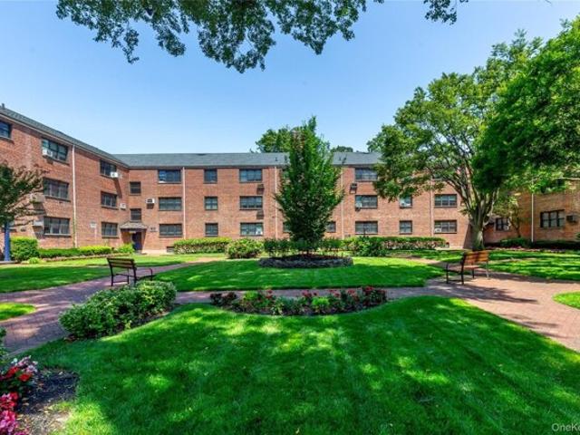 Beach Rds Unit A, Great Neck, Property For Sale