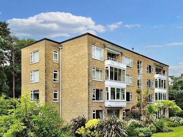 Beach Road, Branksome Park, 2 Bedroom Apartment