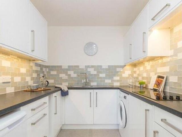 Beach Road, Carlton Mansions North, Weston super mare, 2 Bedroom Apartment