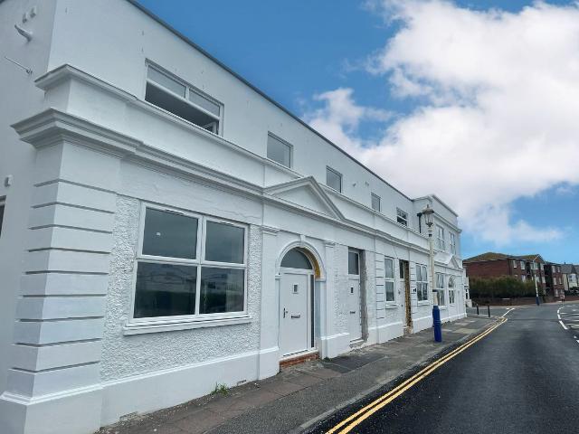 Beach Road, Eastbourne BN22, 1 bed flat to rent, £1,050 pcm | PrimeLocation