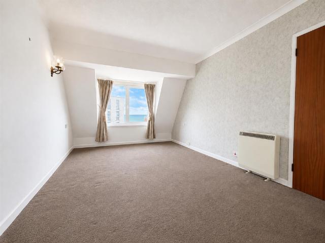 Beach Road, Lee On The Solent
