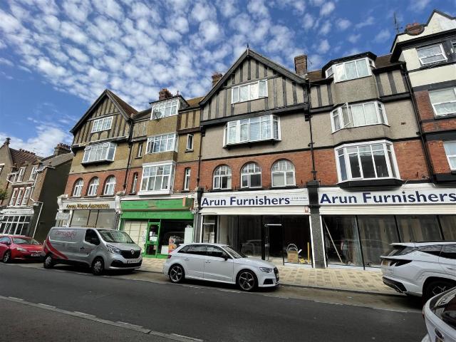 Beach Road, Littlehampton