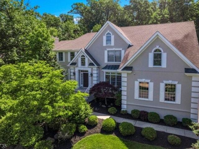 Beachmont Ter, North Caldwell, Home For Sale