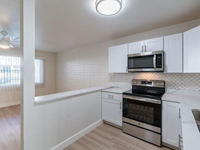 Beachcomber 2 Bedroom Apartment for Rent at 901 N 1st Ave, Tucson, AZ 85719 West University