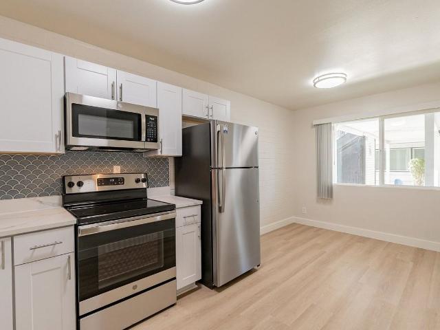 Beachcomber 2 Bedroom Apartment for Rent at 901 N 1st Ave, Tucson, AZ 85719 West University