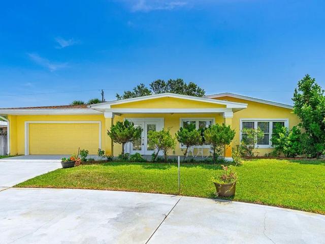 Beachside Living on Riverside Drive | 3 Bed, 2.5 Bath | Solar Powered Savings