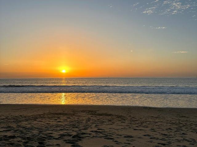 Beachside Room in Redondo Beach South