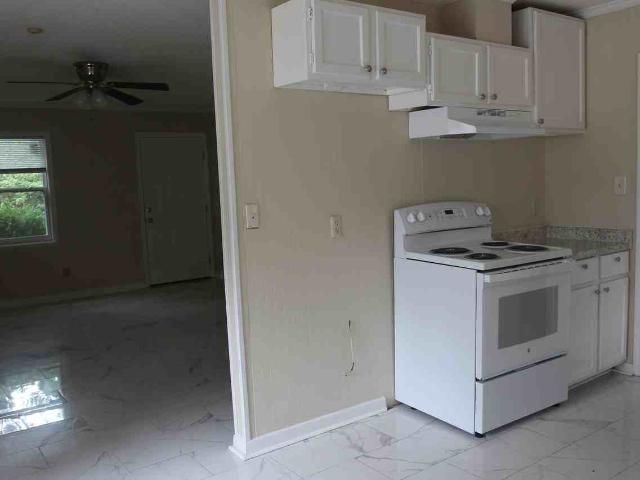 Beachview Drive 2510 3 Bedroom Apartment for Rent at 2510 Beachview Dr, Albany, GA 31705