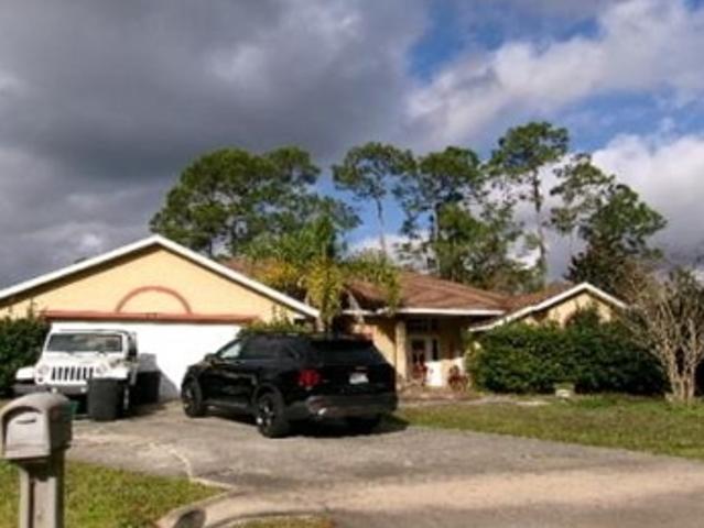 Beachway Dr