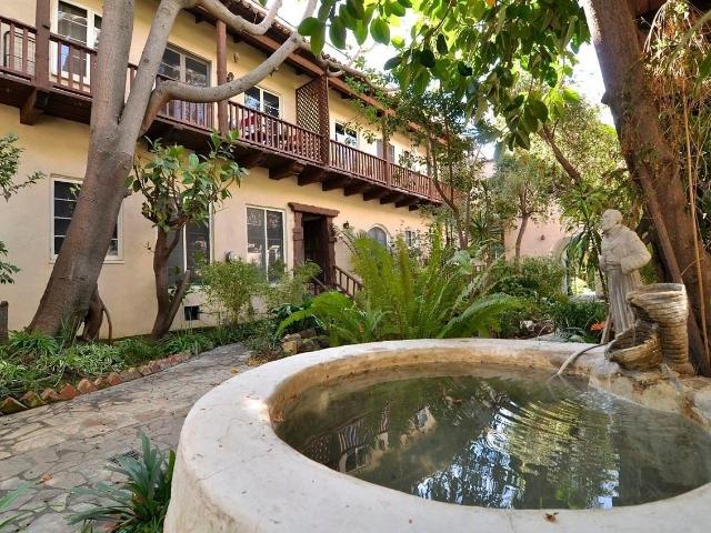 Beachwood Apartments 1 Bedroom Apartment for Rent at 2270 N Beachwood Dr, Los Angeles, CA 90068 Hollywood United