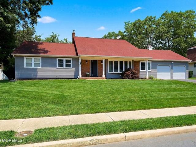Beacon Dr, Howell, Home For Sale