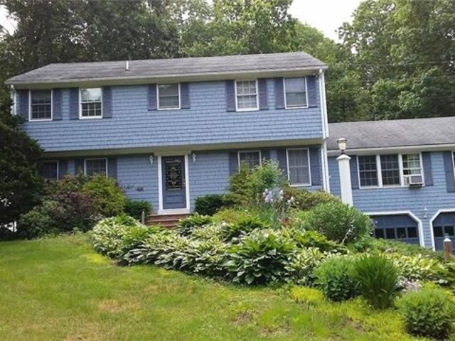 Beacon Dr, North Kingstown, Home For Sale