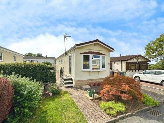 Beacon Heights, Pinfold Lane, 1 Bedroom Park
