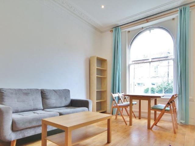 Beacon Hill, London N7, 2 bed flat to rent, £2,492 pcm | PrimeLocation