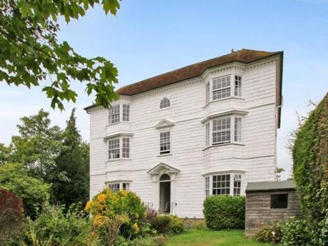 Beacon Oak Road, Craythorne House Beacon Oak Road, 2 Bedroom Flat