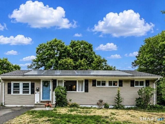 Beacon Manor Rd, Naugatuck, Home For Sale