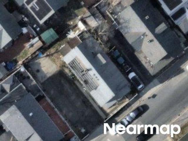 Beacon St