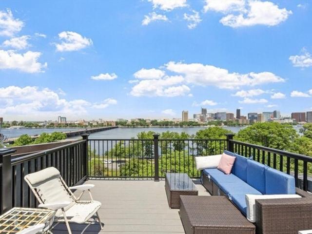 Beacon St Apt,boston, Condo For Sale