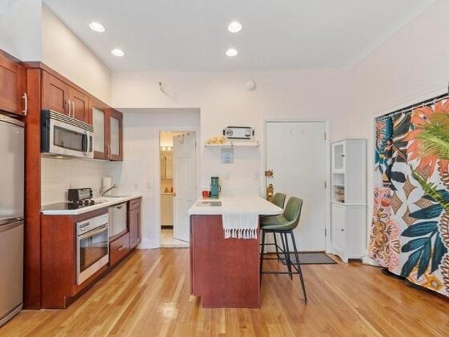 Beacon St Apt,boston, Condo For Sale