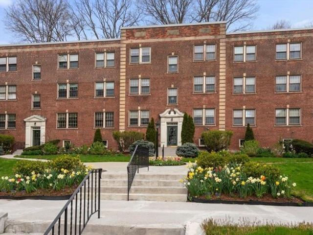 Beacon St Apt,brookline, Condo For Sale