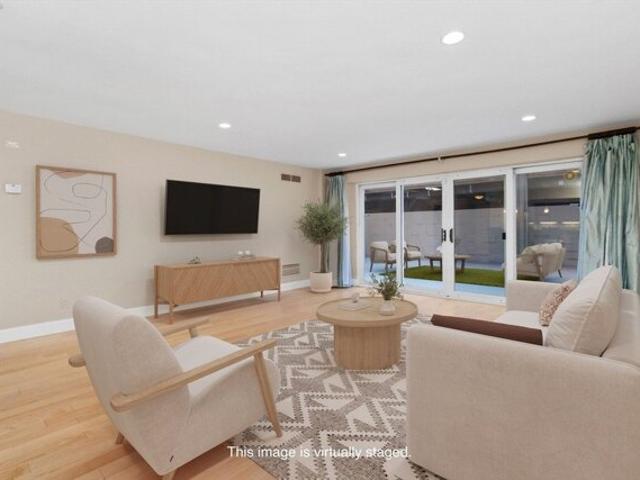 Beacon St Apt,brookline, Condo For Sale