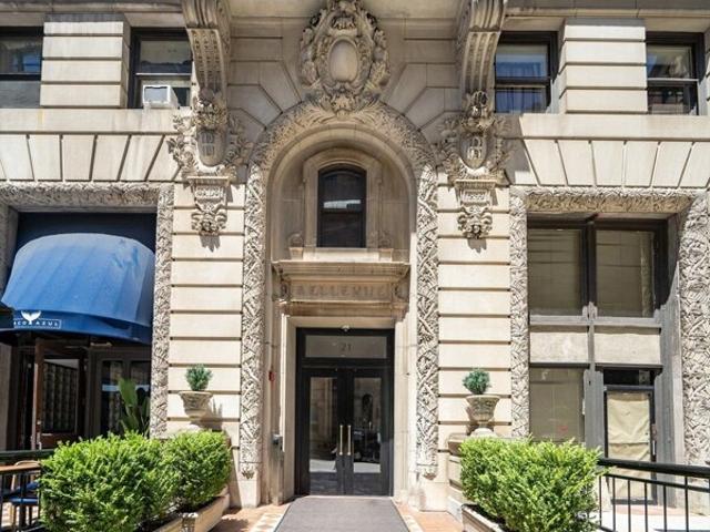 Beacon St Apt G, Boston, Condo For Sale