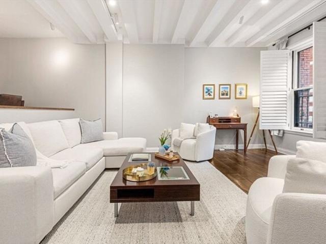 Beacon St Apt R, Boston, Condo For Sale