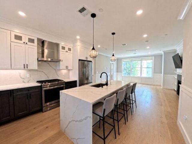 Beacon St Unit B, Somerville, Condo For Sale