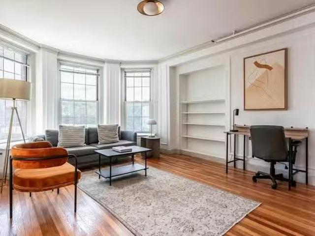 Beacon Street, Massachusetts