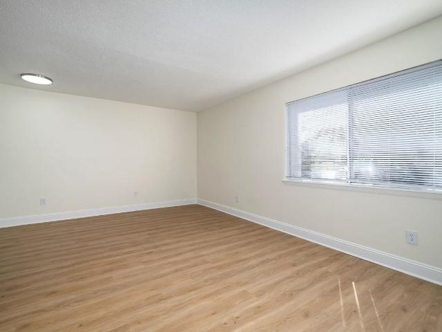 Beacon Pointe Apartments 3 Bedroom Apartment for Rent at 925 Beacon Pkwy E, Birmingham, AL 35209 Glen Iris