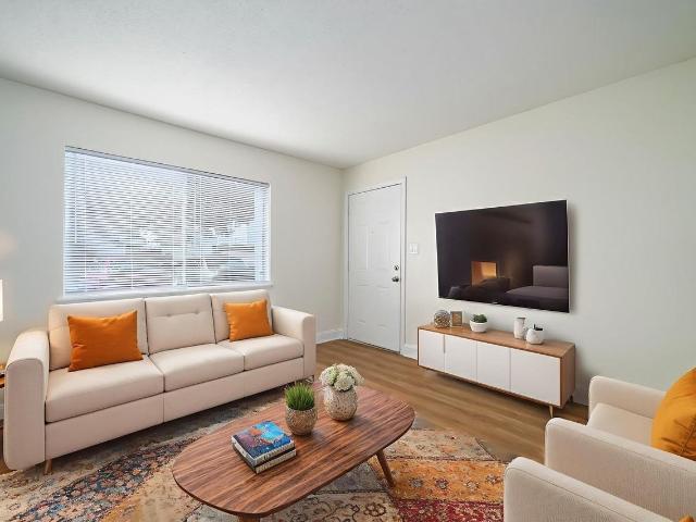 Beacon Pointe Apartments 3 Bedroom Apartment for Rent at 925 Beacon Pkwy E, Birmingham, AL 35209 Glen Iris