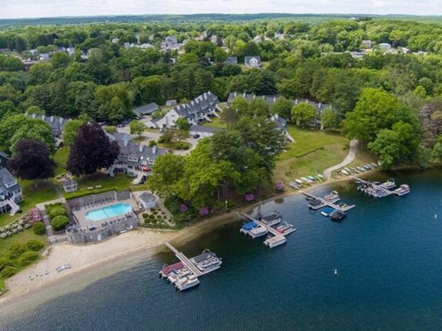 Beacon Park Unit,webster, Condo For Sale