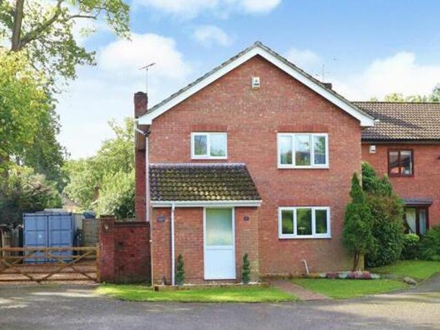 Beacon Road, West End, 4 Bedroom Detached