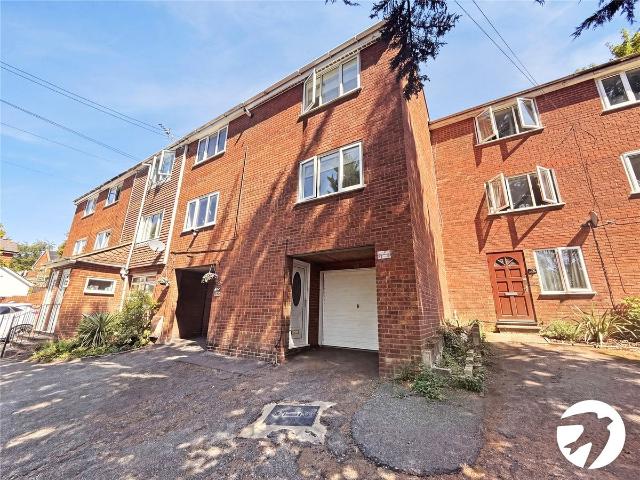 Beacon Road, Chatham, Kent ME5, 2 bed end terrace house to rent, £1,350 pcm | PrimeLocation