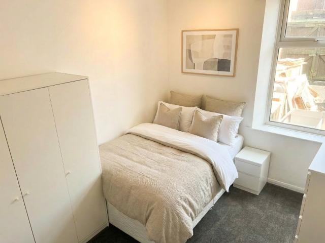 Beaconsfield Street, Newcastle Upon Tyne NE4, Room to rent, £450 pcm | PrimeLocation