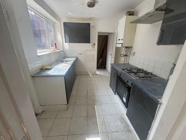 Beaconsfield Street, Newcastle Upon Tyne NE4, 2 bed flat to rent, £800 pcm | PrimeLocation