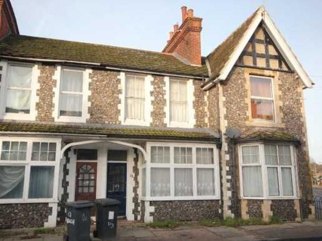 Beaconsfield Road, Canterbury CT2, 4 bed semi detached house to rent, £1,900 pcm | PrimeLocation