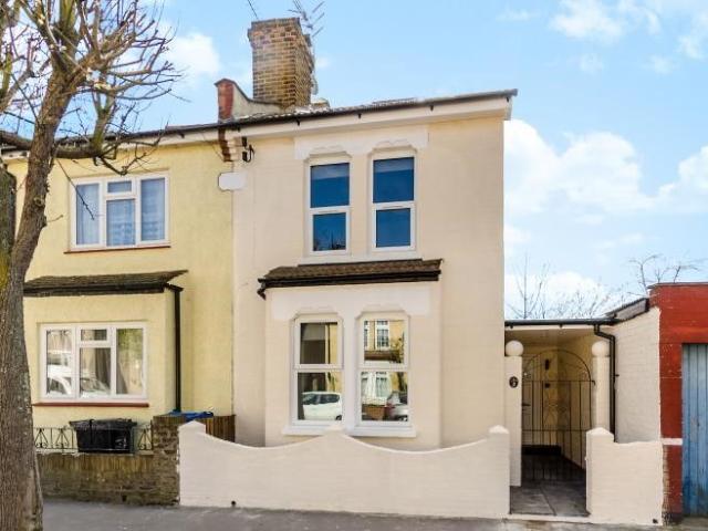 Beaconsfield Road, Croydon, Surrey CR0, 4 bed end terrace house to rent, £2,750 pcm | PrimeLocation