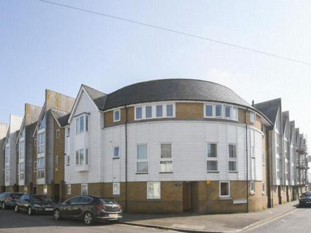 Beaconsfield Road, Dover, 2 Bedroom Apartment