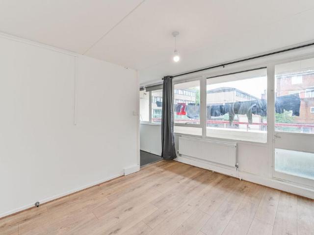 Beaconsfield Road, Elephant and. 5 bed flat to rent £5,500 pcm £1,269 pw